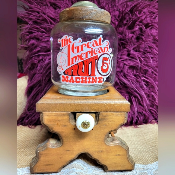 Laketown Treasures | Other | Vintage Rare Great American Nut Machine ...